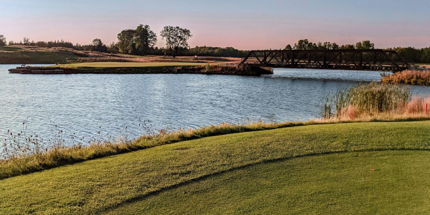 Island Resort Casino Golf - Two Unique Courses By Len Ziehm